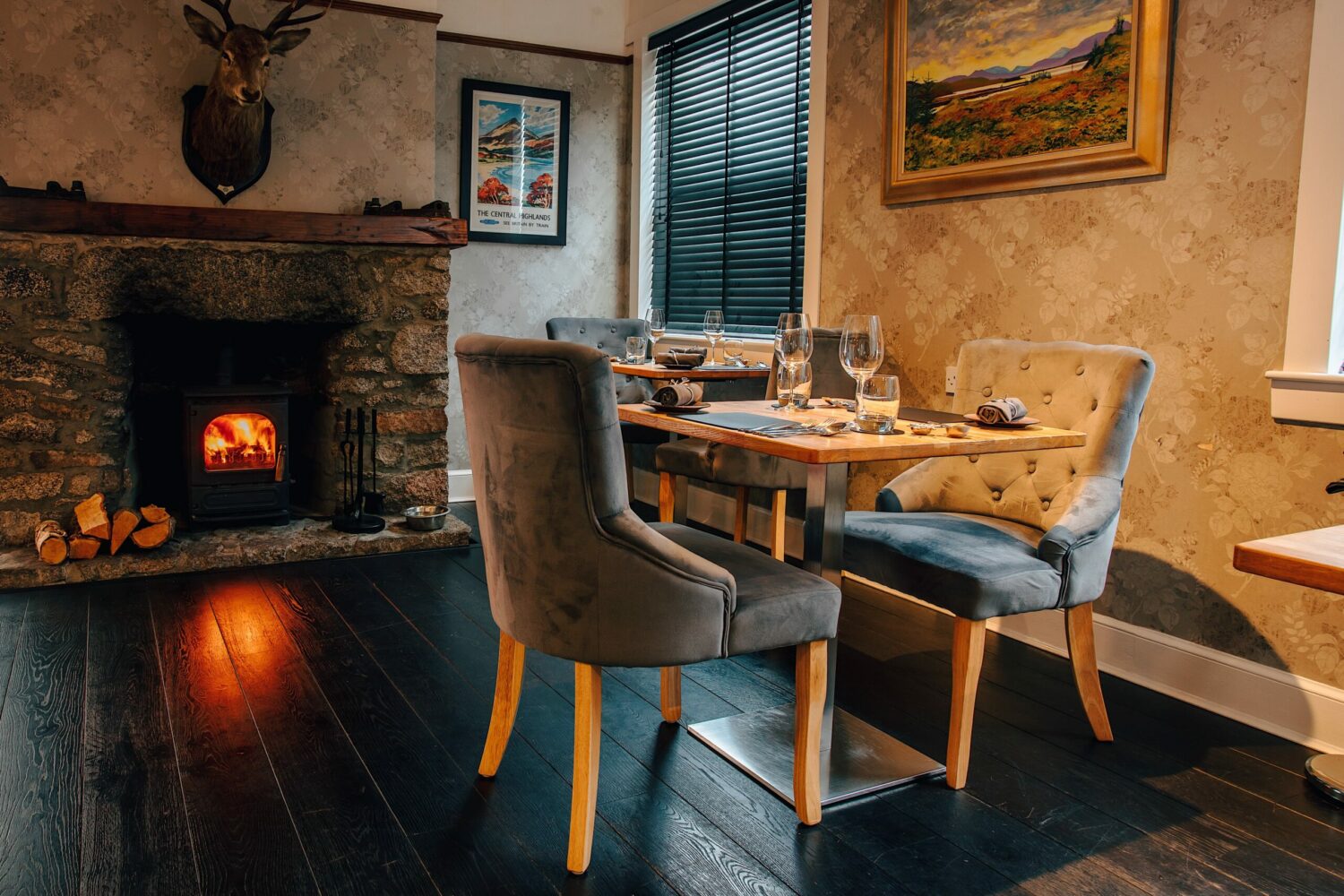 Relaxed Setting - Moor of Rannoch Restaurant with Rooms